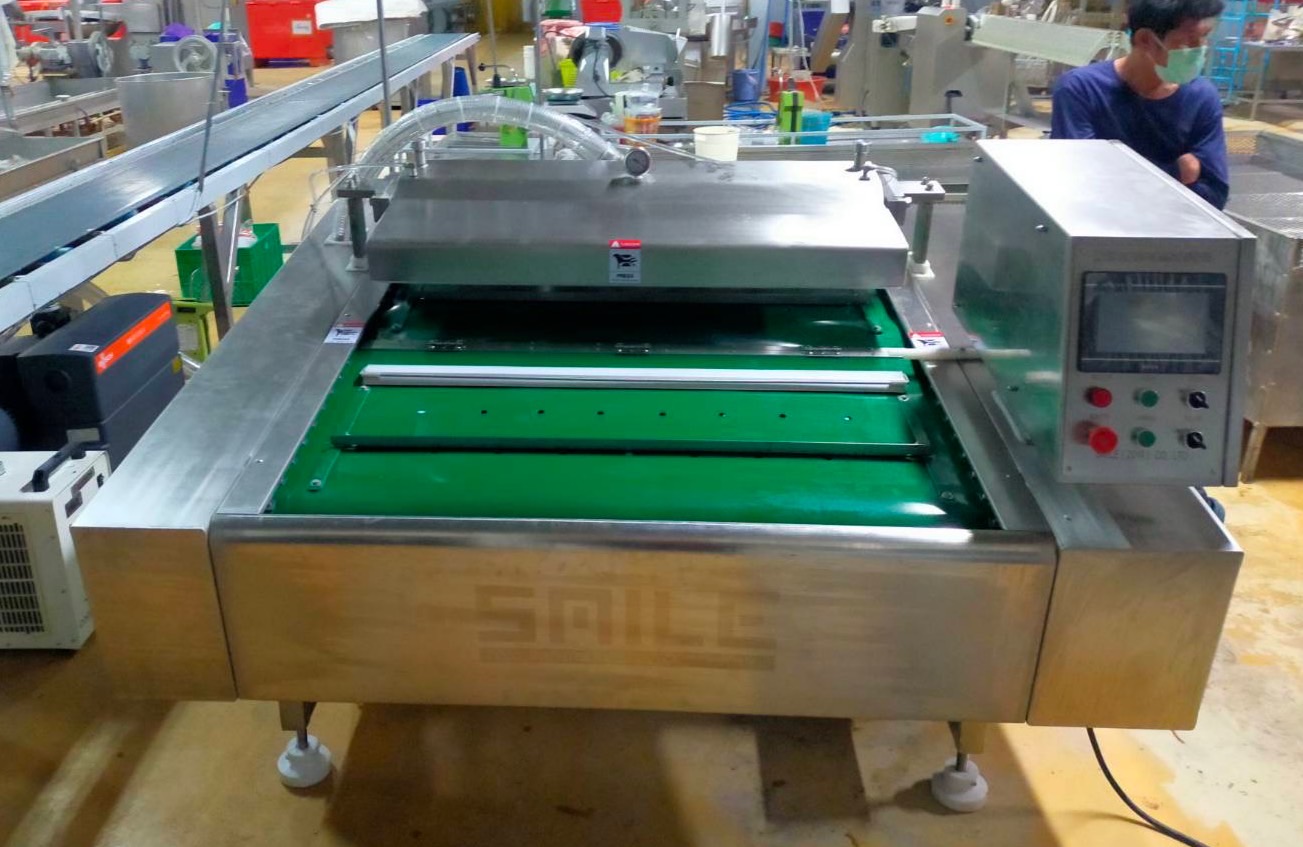 Vacuum Packaging Machine – SMILE 2019 food processing machine